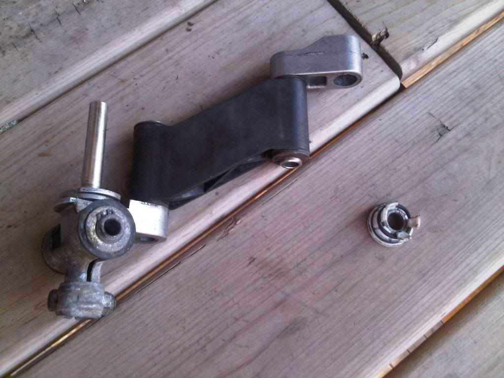 1995 900 SE shift linkage (old style), nice condition | SaabCentral Forums